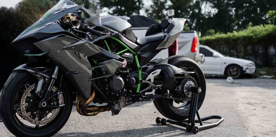 Simulasi Cicilan, DP, Angsuran Kredit Motor Kawasaki Ninja H2 Februari 2025