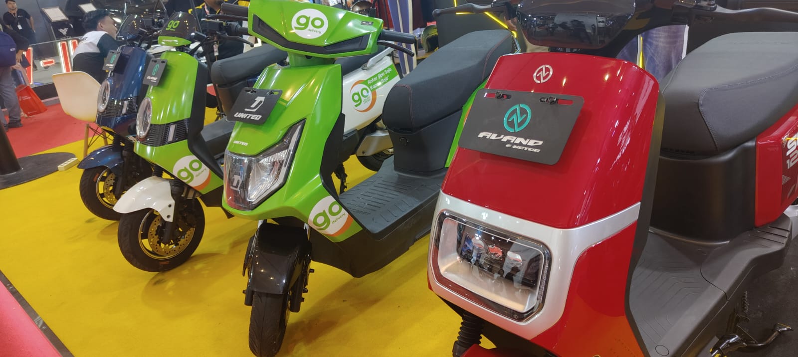 Dengan Ultra Charging Station! United MX-1200 Li Bisa Tempuh Jarak 100 ...